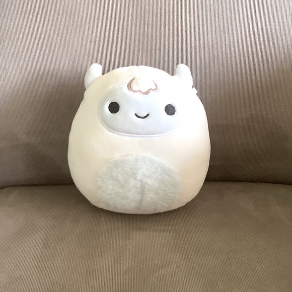 Squishmallows | Toys | Squishmallows Yuri Yeti Htf Wot 45 | Poshmark
